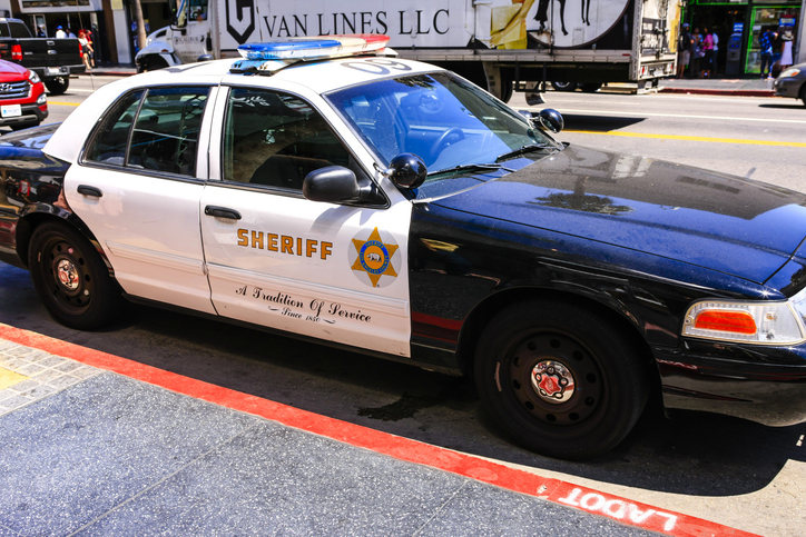 14 Pros and Cons of Being a Sheriff
